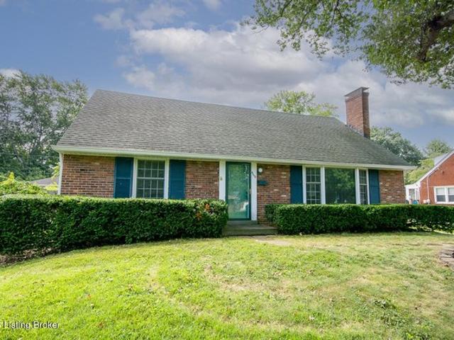 4310 Saint Regis Ln, Louisville, KY 40220