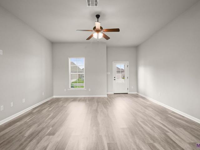43119 Pointside Ave, Prairieville, LA 70769 | Compass