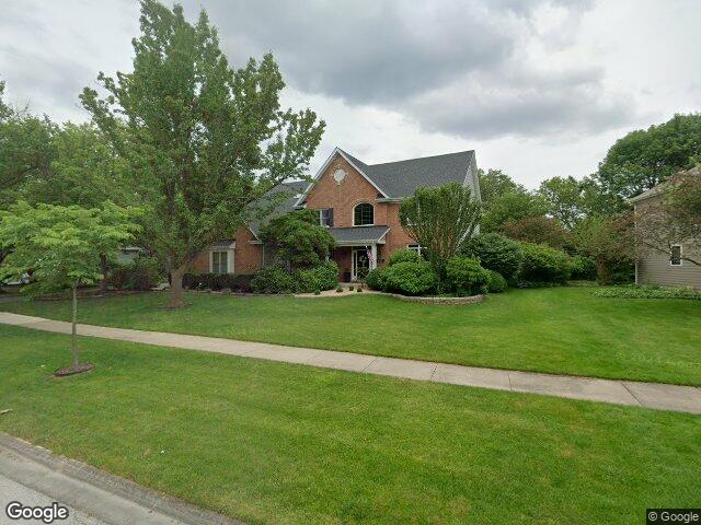 4311 Camelot Cir, Naperville, IL 60564