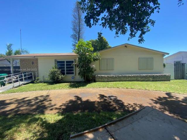 4311 132nd Ave SW, Miami, FL 33175