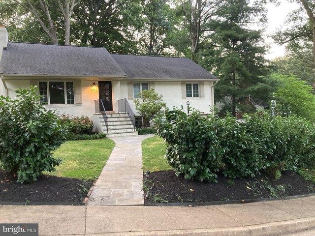4311 24th St N, Arlington, VA 22207