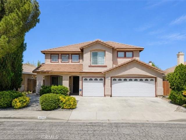 43123 Bloomingpark St, Lancaster, CA 93536