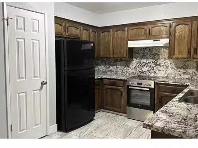 4312 N Emerson Ave #101, Fresno, CA 93705