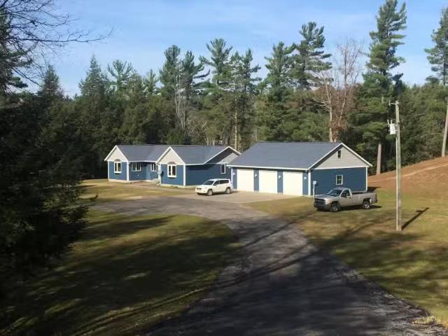 4312 Old Stronach Rd, Manistee, MI 49660 MLS 25012422