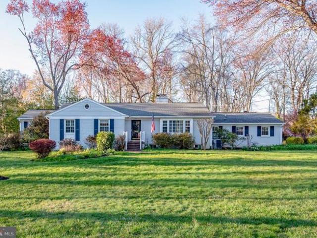 4312 Ferry Landing Rd, Alexandria, VA 22309