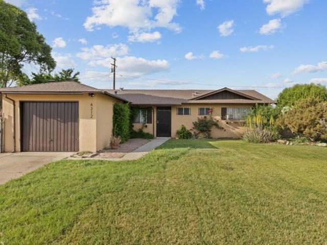 4312 W Dorothea Ave, Visalia, CA 93277