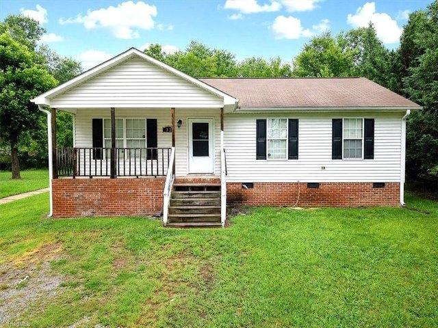 4313 Maybrook Dr, Greensboro, NC 27405