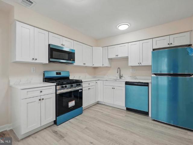 4313 Eileen Court