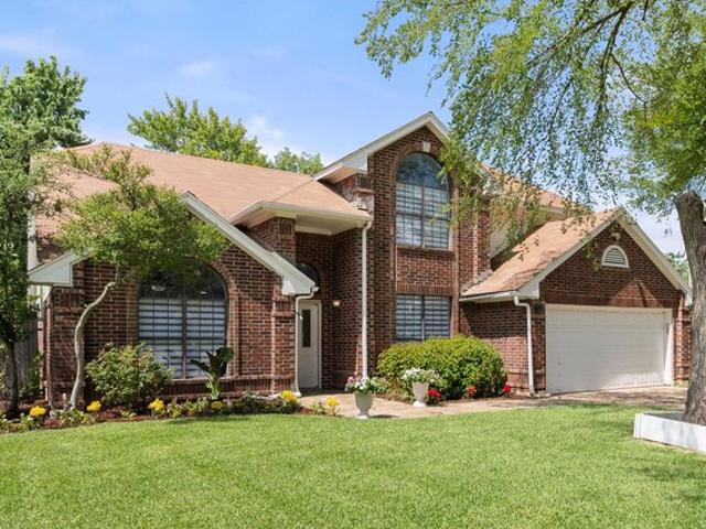 4313 Kenwood Dr, Grapevine, TX 76051