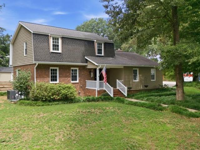 4313 Ryegate Dr, Raleigh, NC 27604
