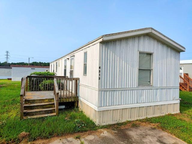 4313 Rainbow Ln, Rocky Mount, NC 27804