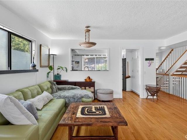 431 Camino De Las Colinas, Redondo Beach, CA 90277