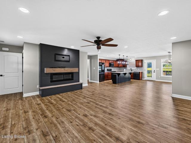431 Carnes Rd
