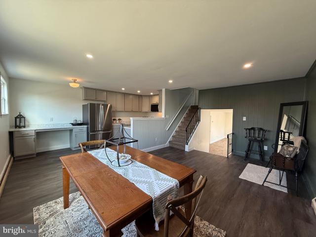 431 Cedar St, Lansdale, PA 19446 | MLS #PAMC2172 | Compass