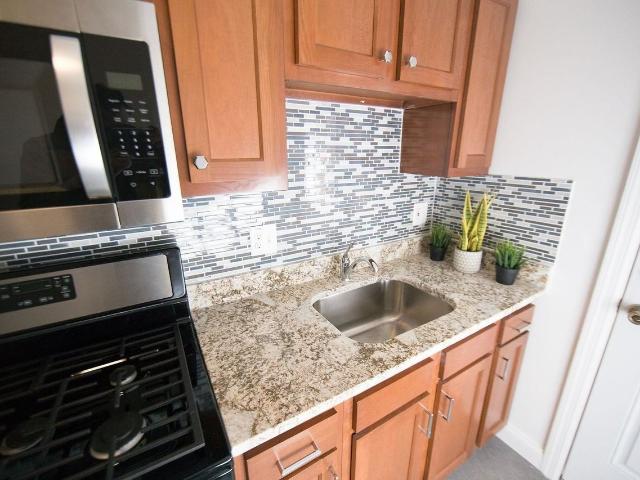 431 Brandywine St SE 2 Bedroom Apartment for Rent at 431 Brandywine St Se, Washington, DC 20032 Congress Heights