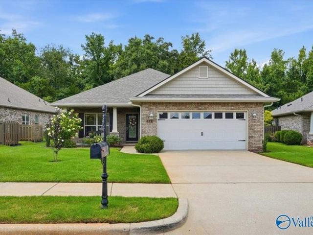 431 E Mossyleaf Dr SW, Huntsville, AL 35824