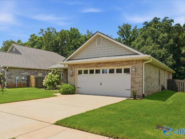 431 East Mossyleaf Drive SW