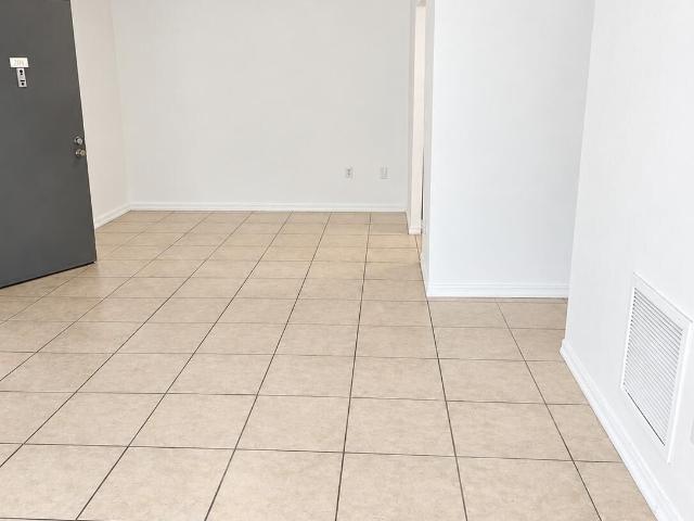 431 Executive Center Drive Unit 204, West Palm Beach, US, FL