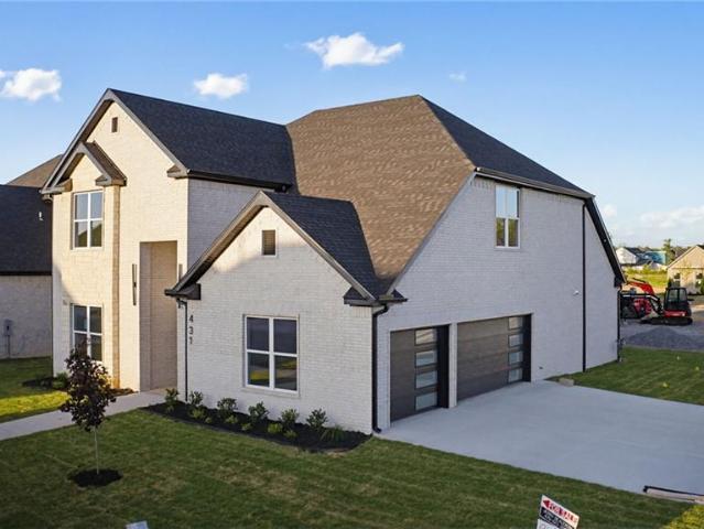 431 Hedge Drive