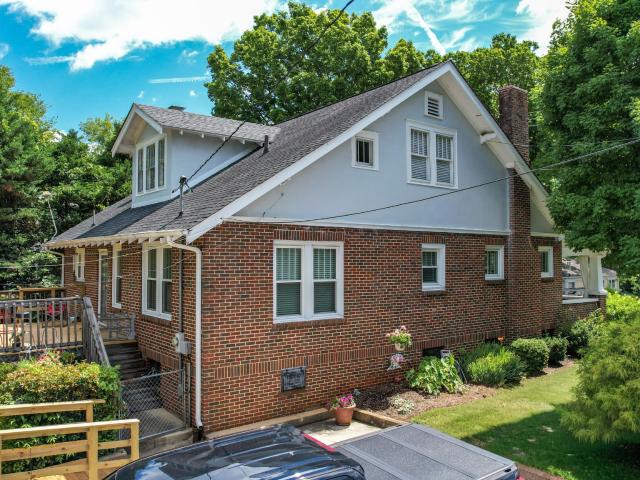 431 Highland Avenue NW