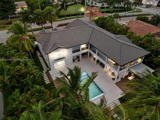 431 Layne Blvd, Hallandale Beach, FL 33009 | MLS #A11951 | Compass