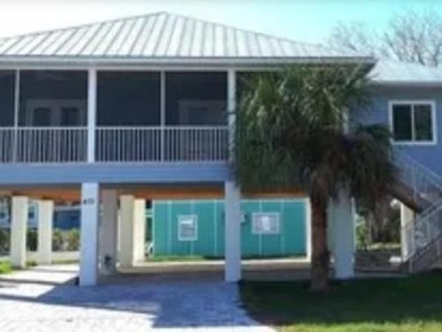 431 Lazy Way, Fort Myers Beach, FL 33931