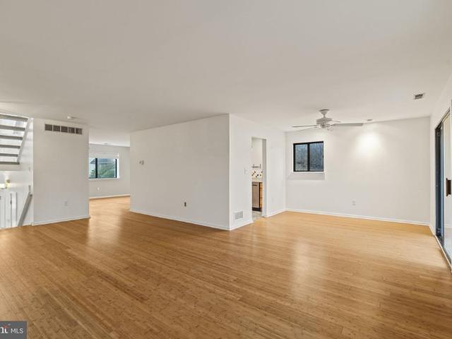 431 Lynetree
