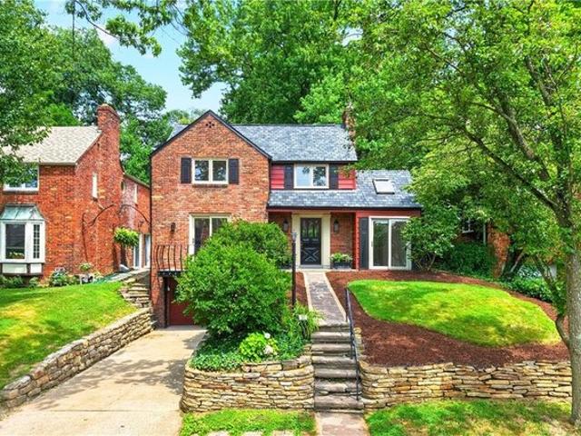431 Meridian Dr, Pittsburgh, PA 15228