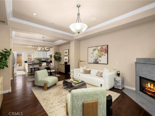 431 N Los Robles Ave, Unit 6, Pasadena, CA 91101 | Compass