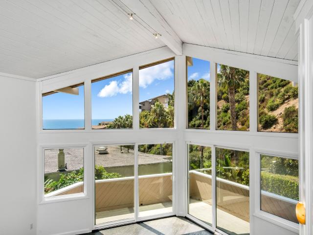 431 Nyes Place, Laguna Beach, US, CA