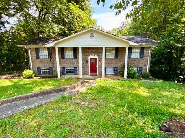 431 Portercrest Rd, Graysville, AL 35073