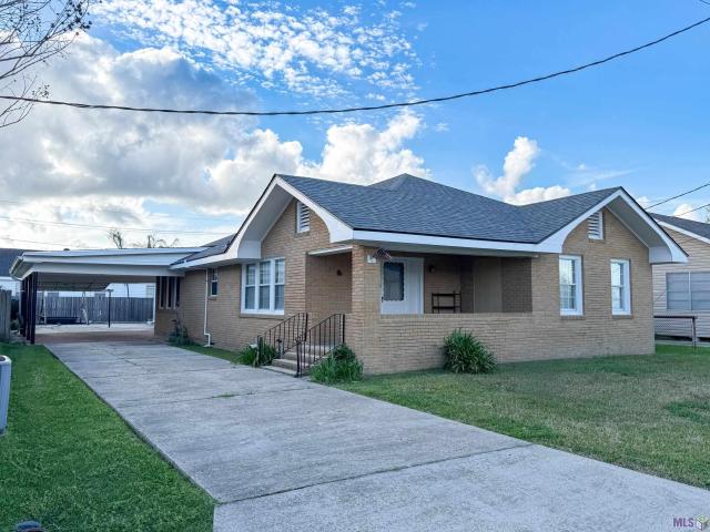 431 Pecan St, Houma, LA 70364 | MLS #BY2026004 | Compass