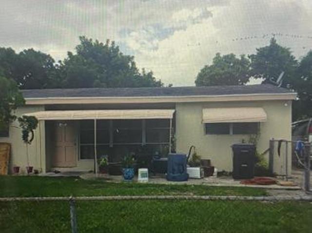 431 Pensacola Dr Dr, Lake Worth, FL 33462
