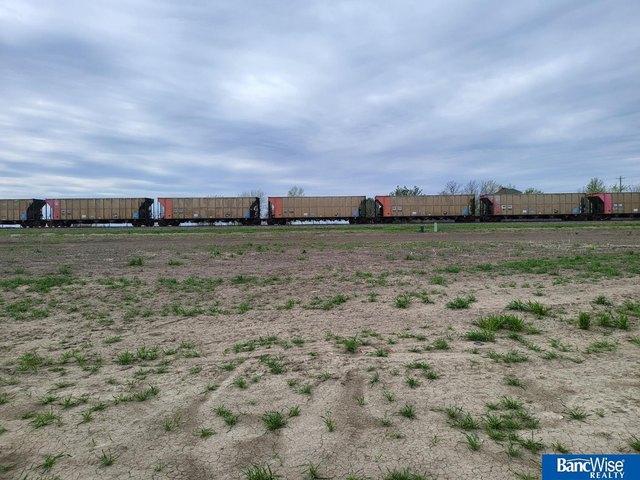431 Railroad St, Hallam, NE 68368