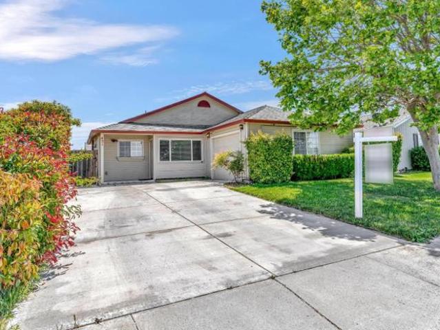 431 Rustic St, Hollister, CA 95023