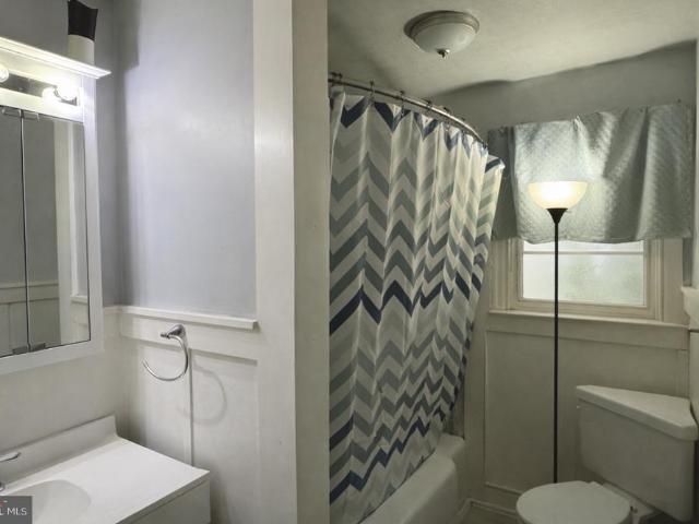431 W 1St Street