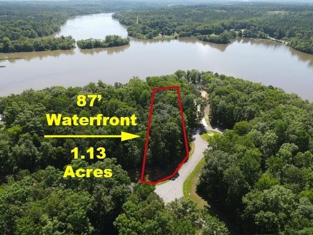 431 Terrapin Pointe Rd, Hodges, SC 29653