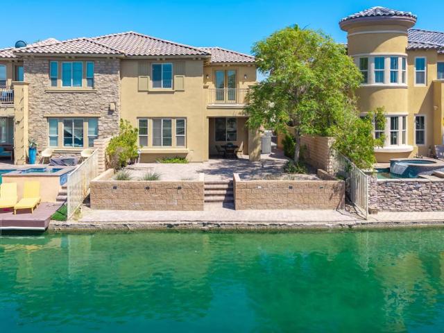 43245 Bacino Court