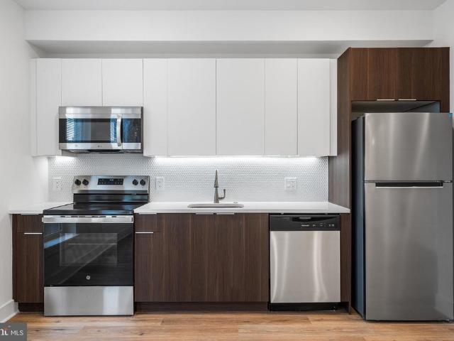 4324 Lancaster Avenue # 200