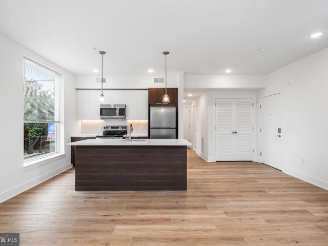 4324 Lancaster Avenue # 504