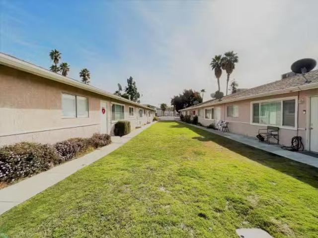 4324 4338 Columbus St 4324 4338 Columbus St, Bakersfield, CA.