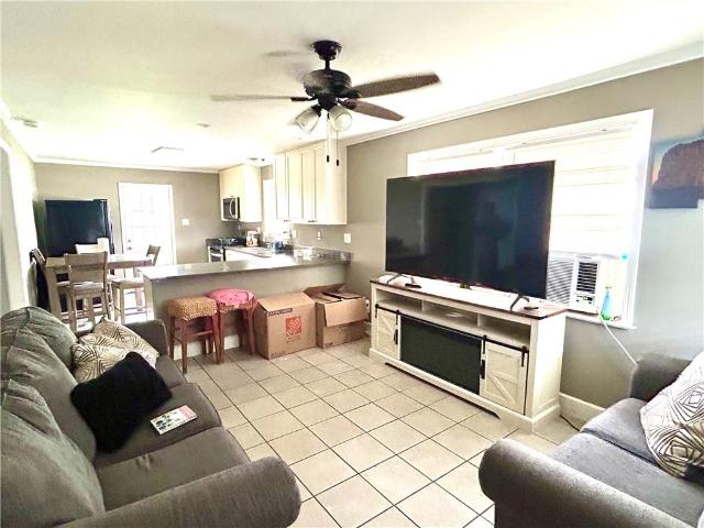 4325 Morris Place