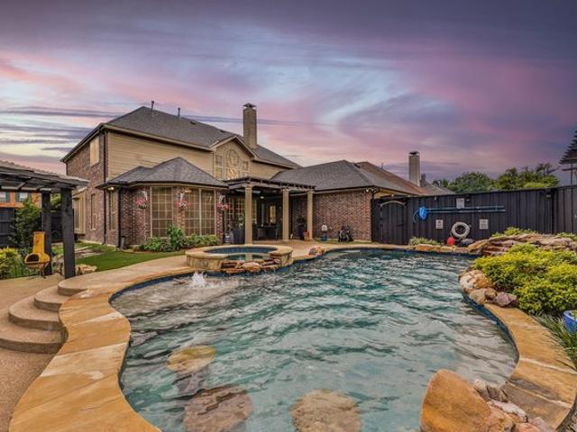 4325 Angelina Dr, Plano, TX 75074