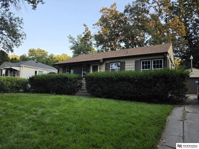 4325 D St, Lincoln, NE 68510