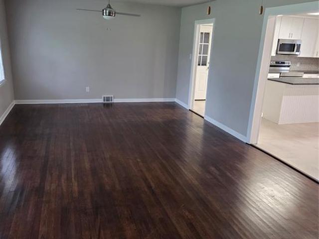 4325 Kendall Lane