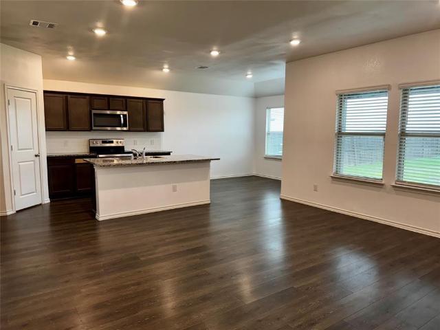 4325 Pyramid Drive