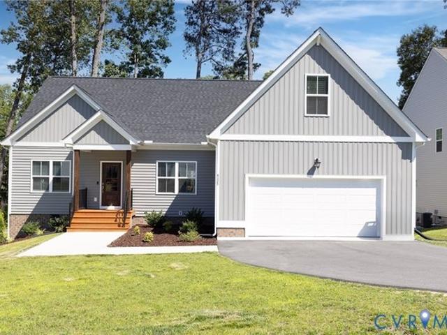 4325 Poplar Village Dr, Chester, VA 23831
