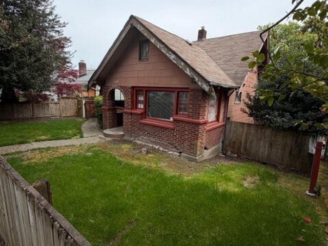 4325 S J St, Tacoma, WA 98418 | MLS #2512 | Compass