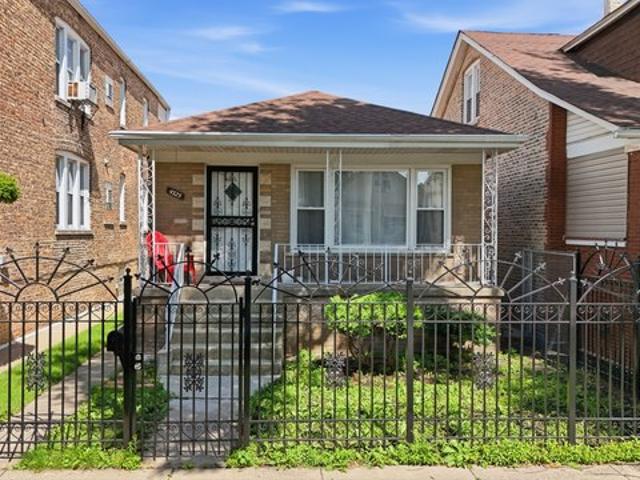 4325 S Rockwell St, Chicago, IL 60632