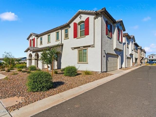 43265 N Plum St, San Tan Valley, AZ 85140